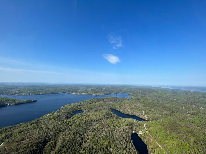 Hélicoptère, survol - Sainte-Rose-du-Nord, Saguenay